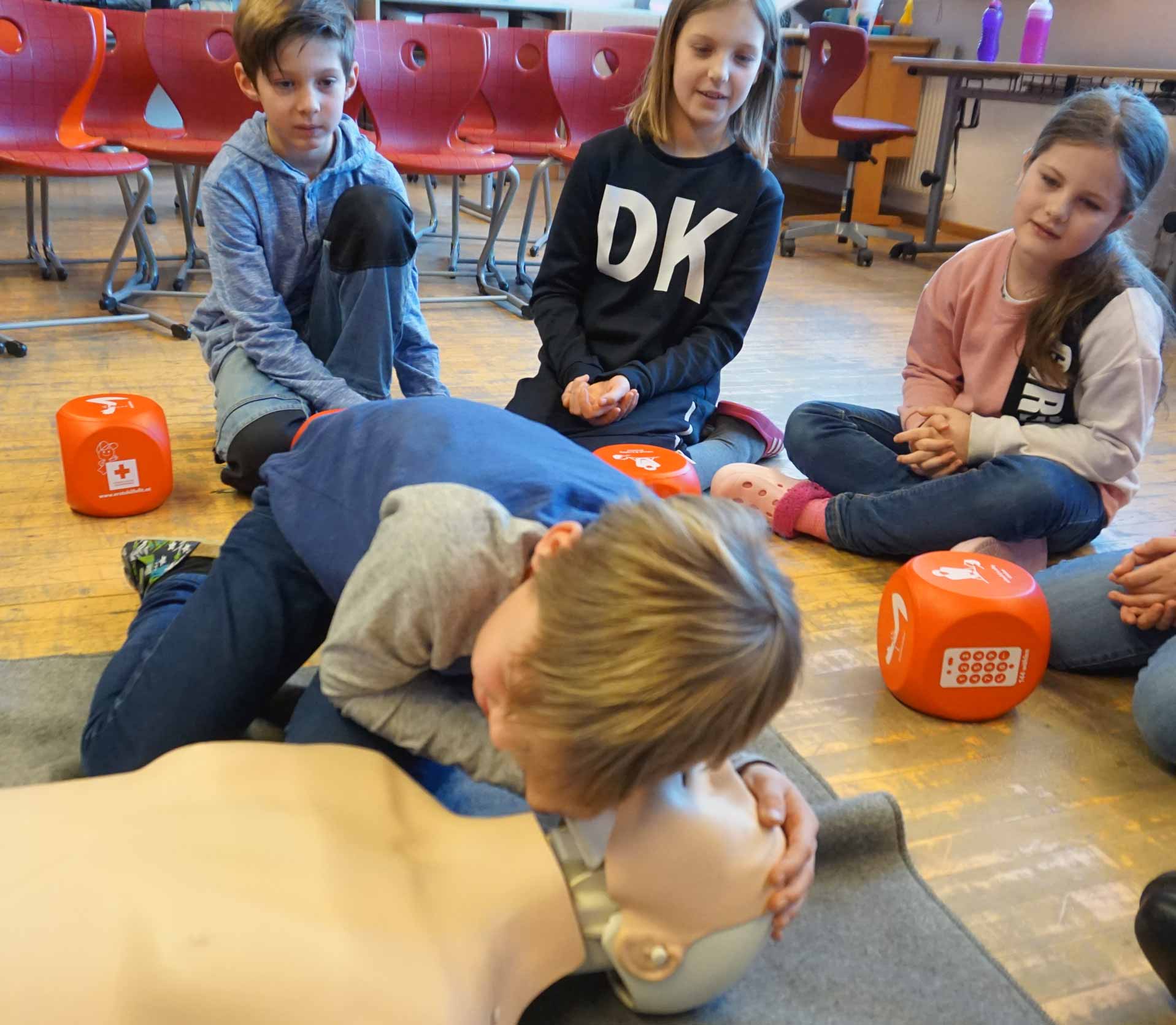 Leben retten lernen im Unterricht – Jugendrotkreuz